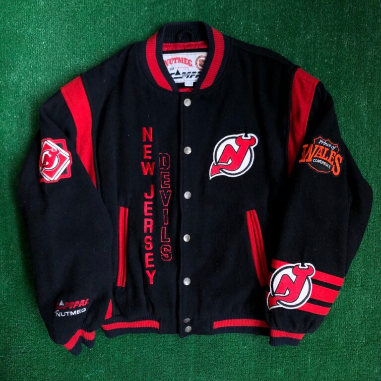 90’s New Jersey Devils Nutmeg NHL Varsity Jacket Size Large – Rare VNTG
