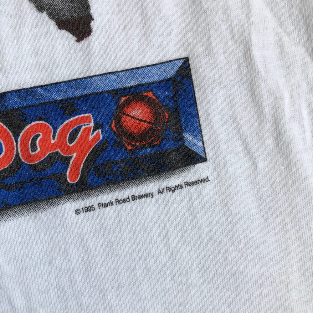 1995 Red Dog Beer T Shirt Size Large – Rare VNTG